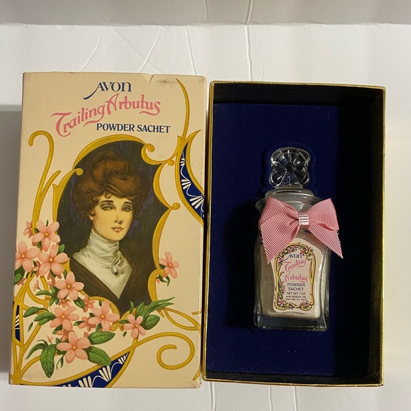 Avon | Bath | Vintage 975 Avon Trailing Arbutus Powder Sachet In Glass ...